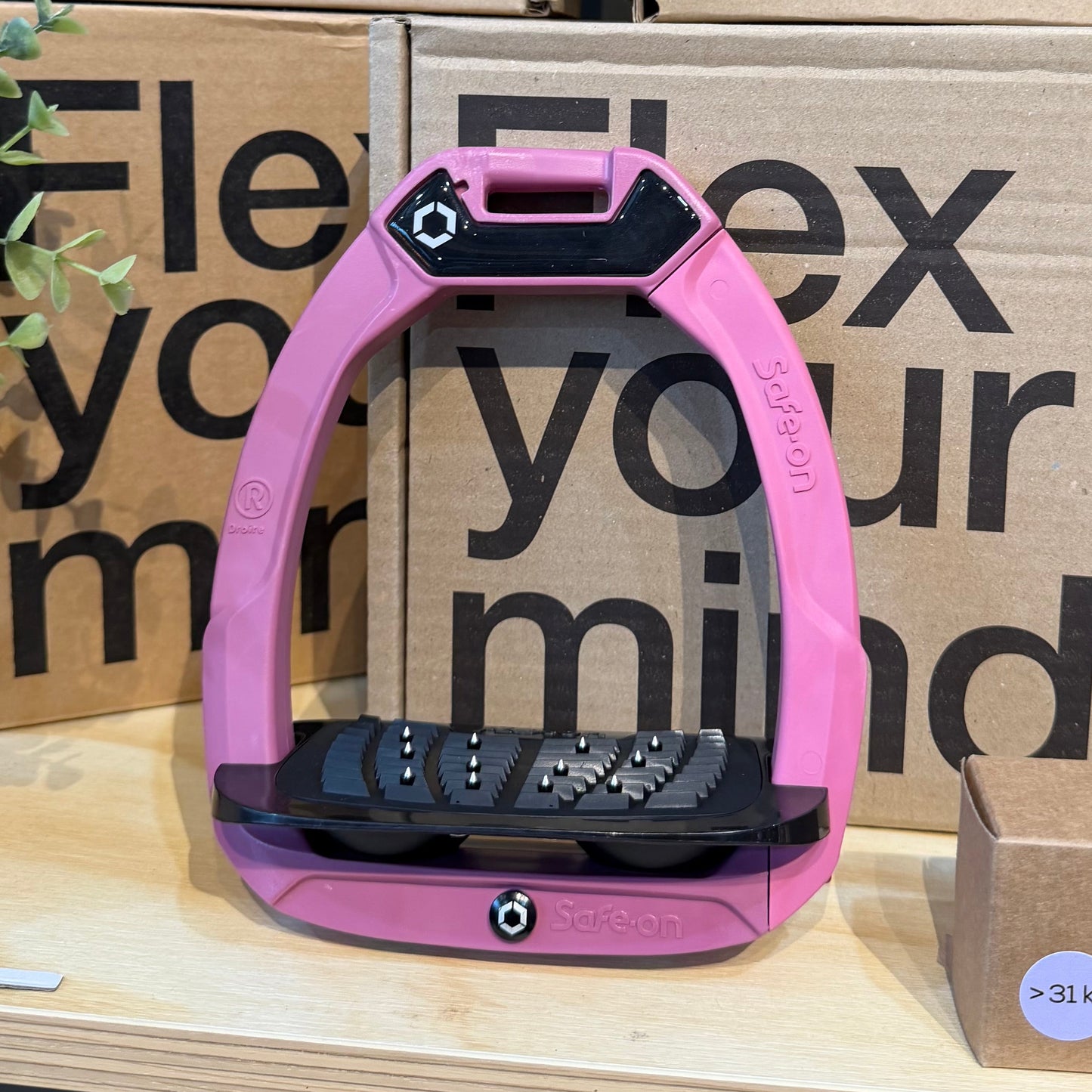 Flex-On Safe On Inclined Ultra Grip Stirrups – EQ Saddlery